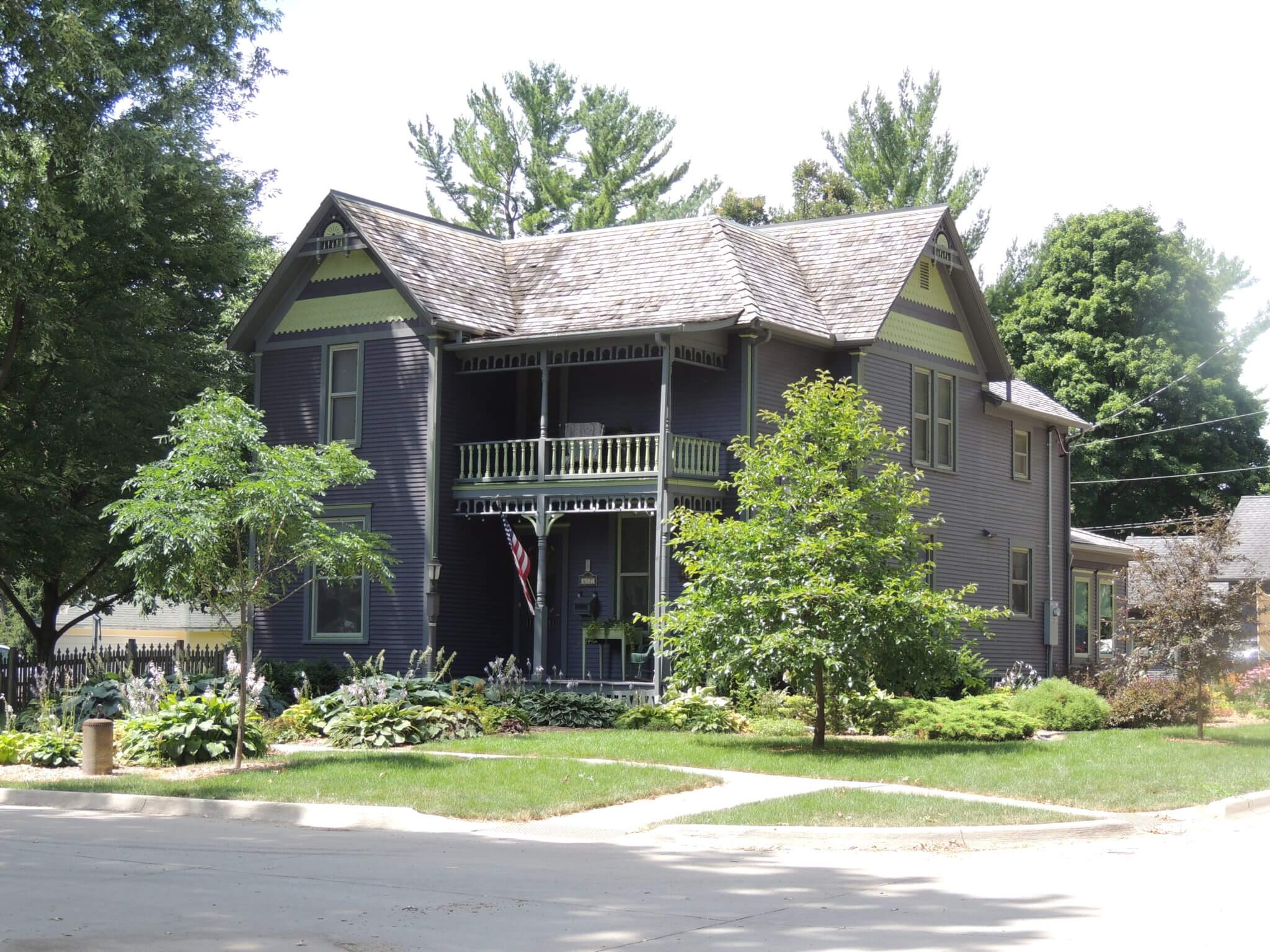 Ash Park Walking Tour - Mount Vernon Historic Preservation Commission