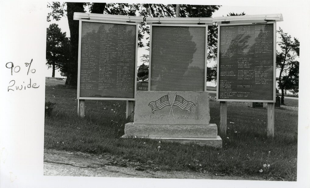Sun Photos from the 1980s and 90s - Veterans Memorial Monument at the ...