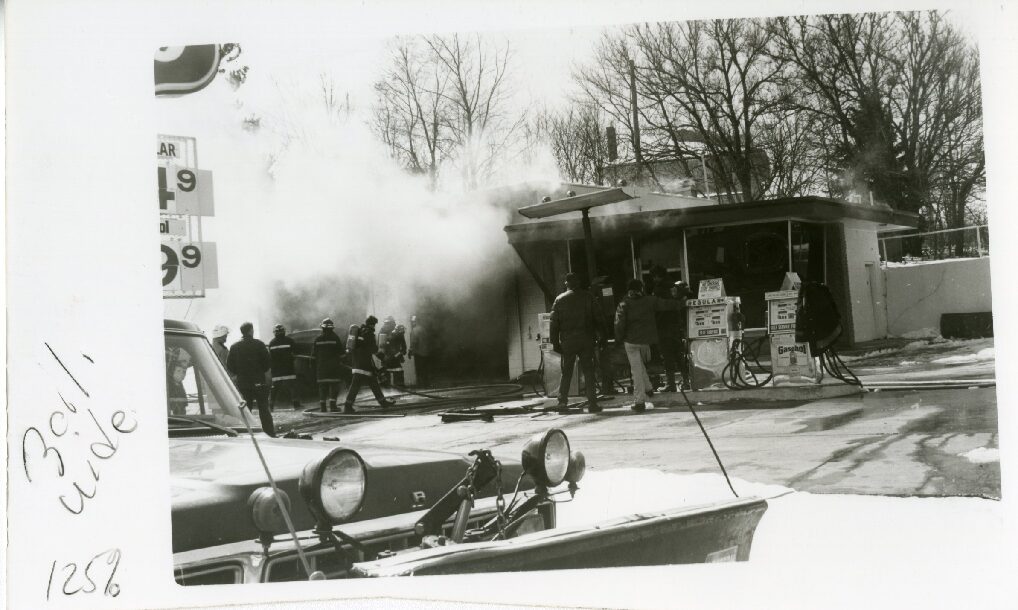 Sun Photos from the 1980s and 90s - Daman Brothers Gas Station Fire ...